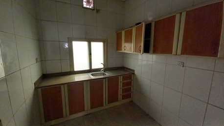 BHD 120/month, 1 BR, COSY FLAT SUITABLE FOR COUPLE / STAFF ACCOMODATION ...