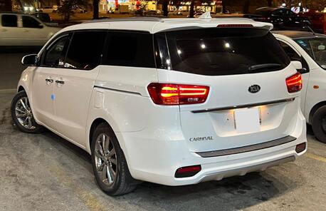 Riyadh Travel, CHEAP AIRPORT PICK AND DROP - 2020 KIA CARNIVAL ...